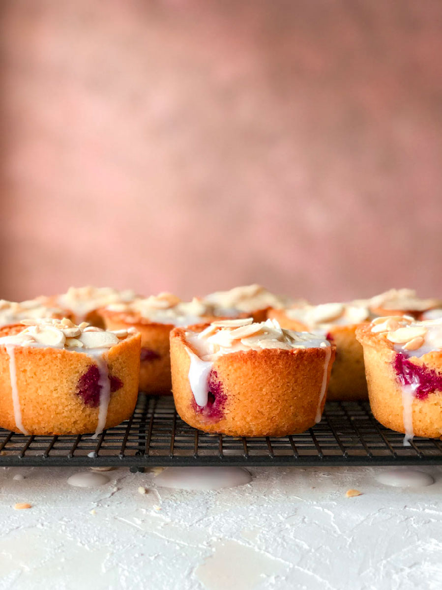 Mini Raspberry Cakes | Edit | Photoshop Lightroom
