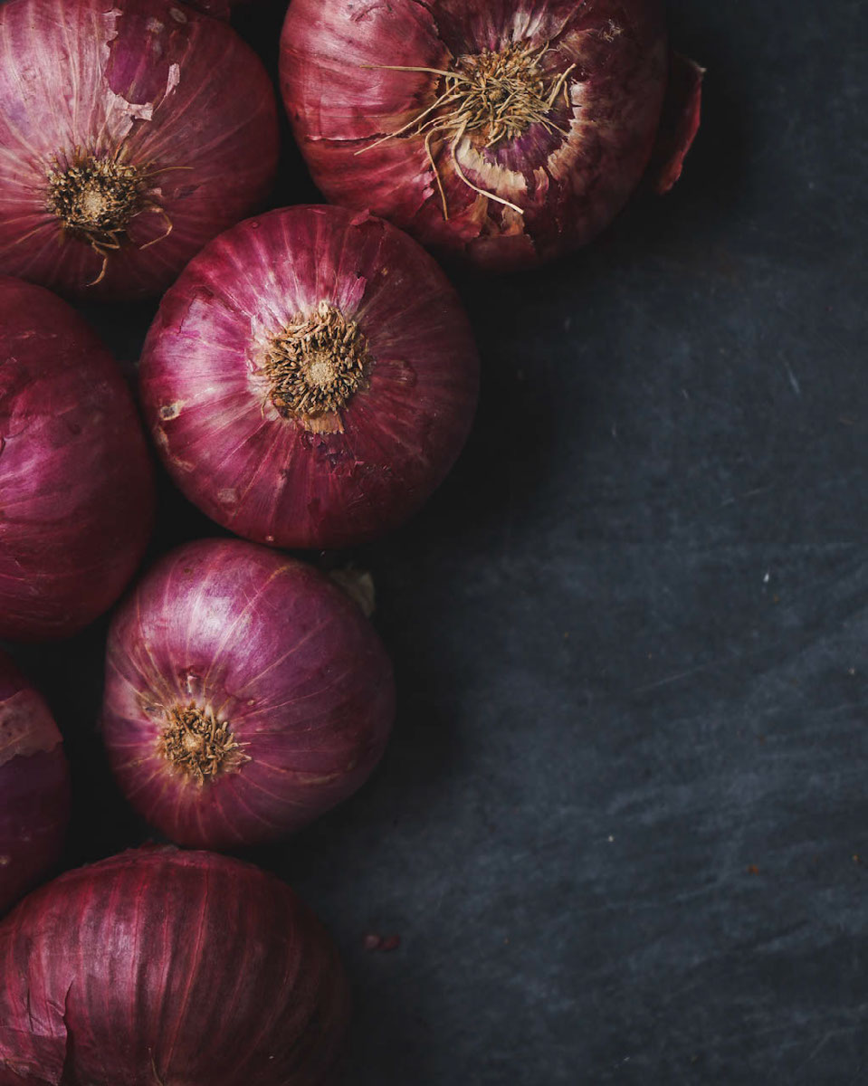 Dark and moody onions | Edit | Photoshop Lightroom