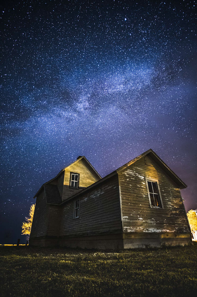 Old House at Night | Edit | Photoshop Lightroom
