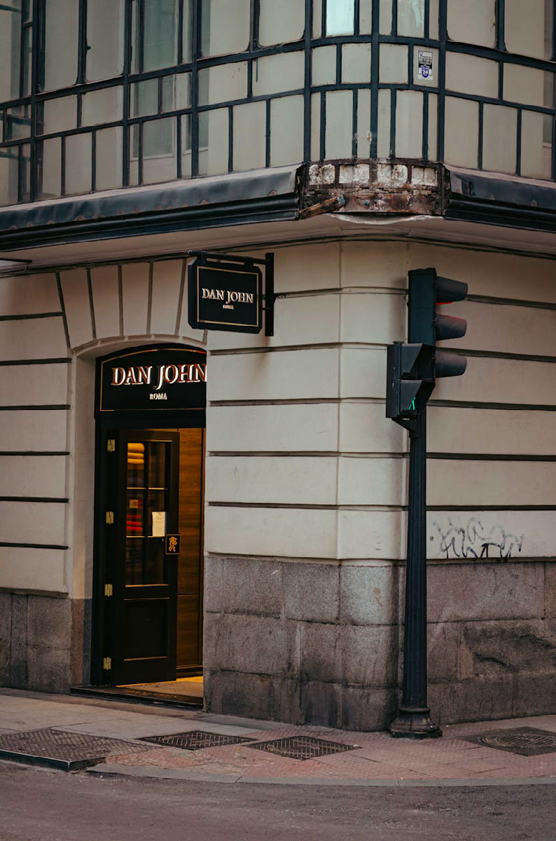 Dan Jhon | Edit | Photoshop Lightroom