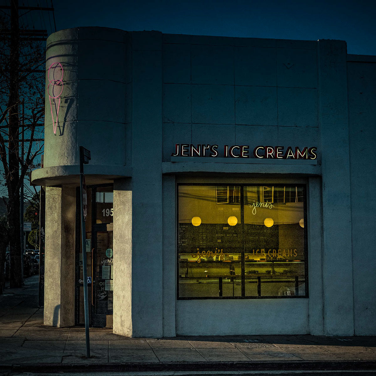 Jenni’s Ice Creams | Edit | Photoshop Lightroom