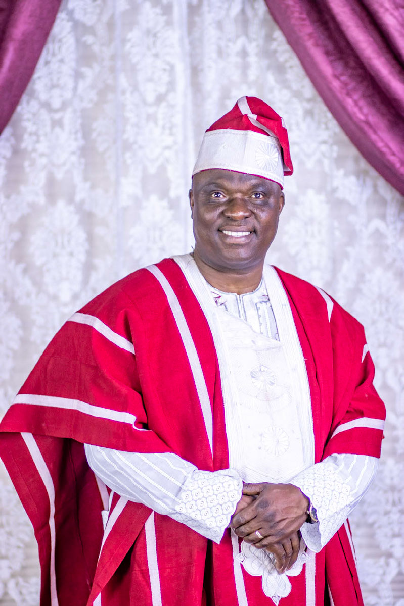 royalty | Edit | Photoshop Lightroom