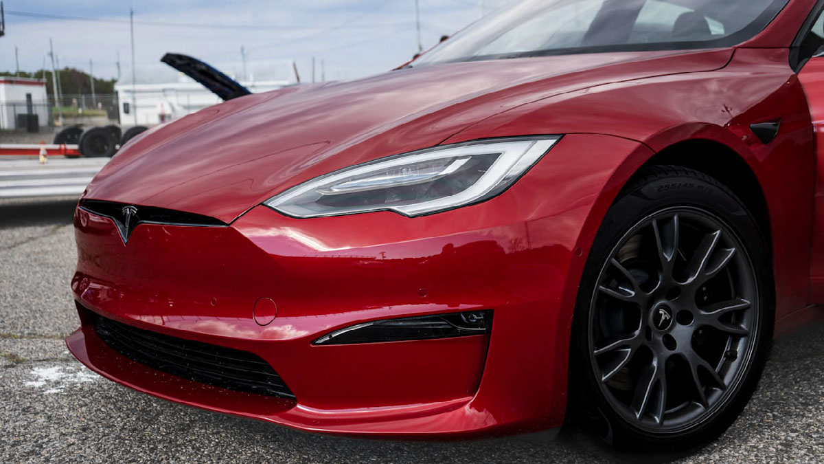 TESLA PLAID TUNE TIME | Edit | Photoshop Lightroom