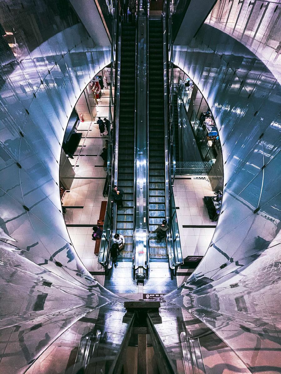 Symmetric | Edit | Photoshop Lightroom