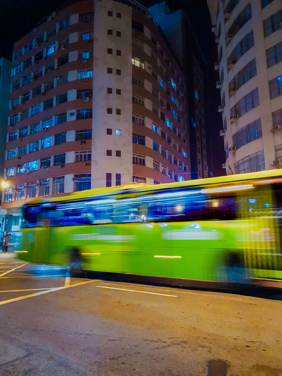 Bus Light | Edit | Photoshop Lightroom