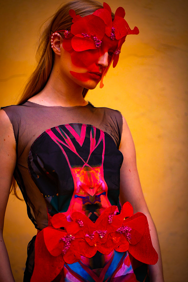 Sara 1 | Remix | Photoshop Lightroom