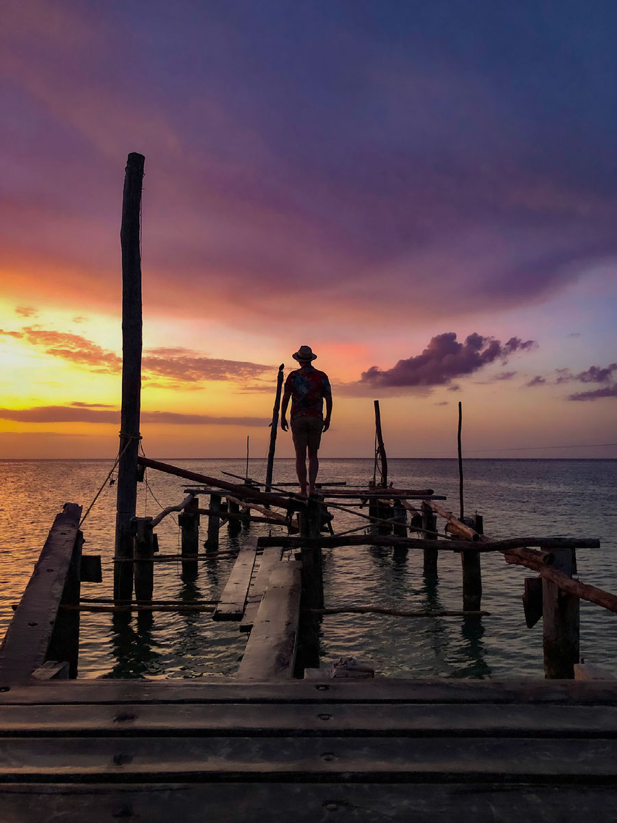 Make spectacular sunsets. | Edit | Photoshop Lightroom