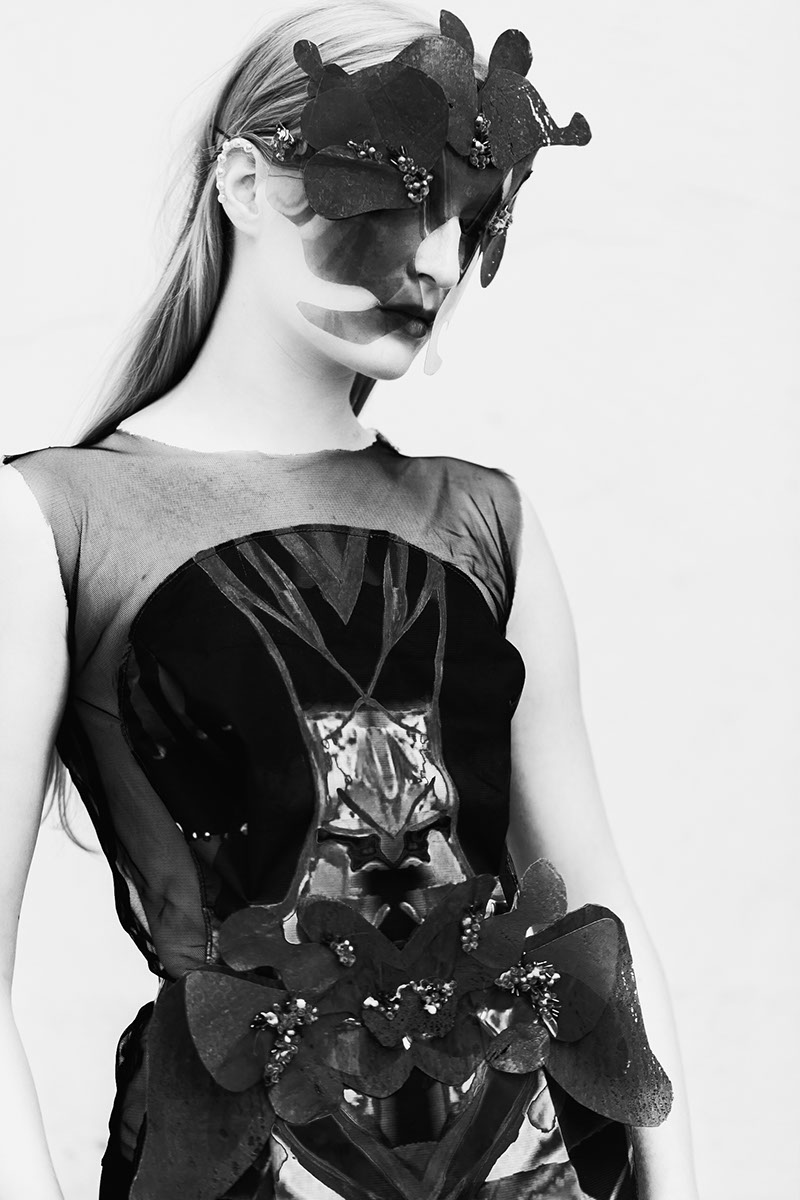 Sara 1 | Remix | Photoshop Lightroom