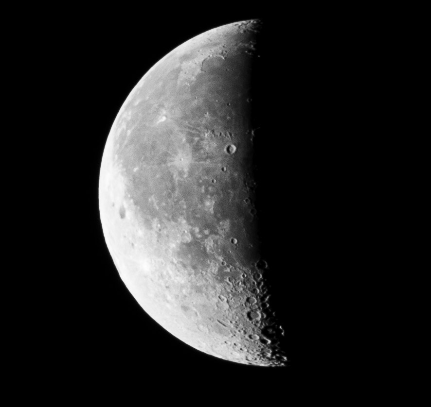 The moon | Edit | Photoshop Lightroom